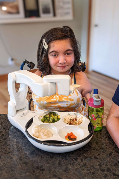 Obi Feeding Device - Obi Robot - Medimart