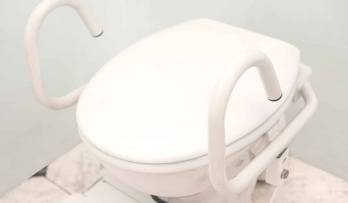 Throne Children's Toilet Rail - Medimart